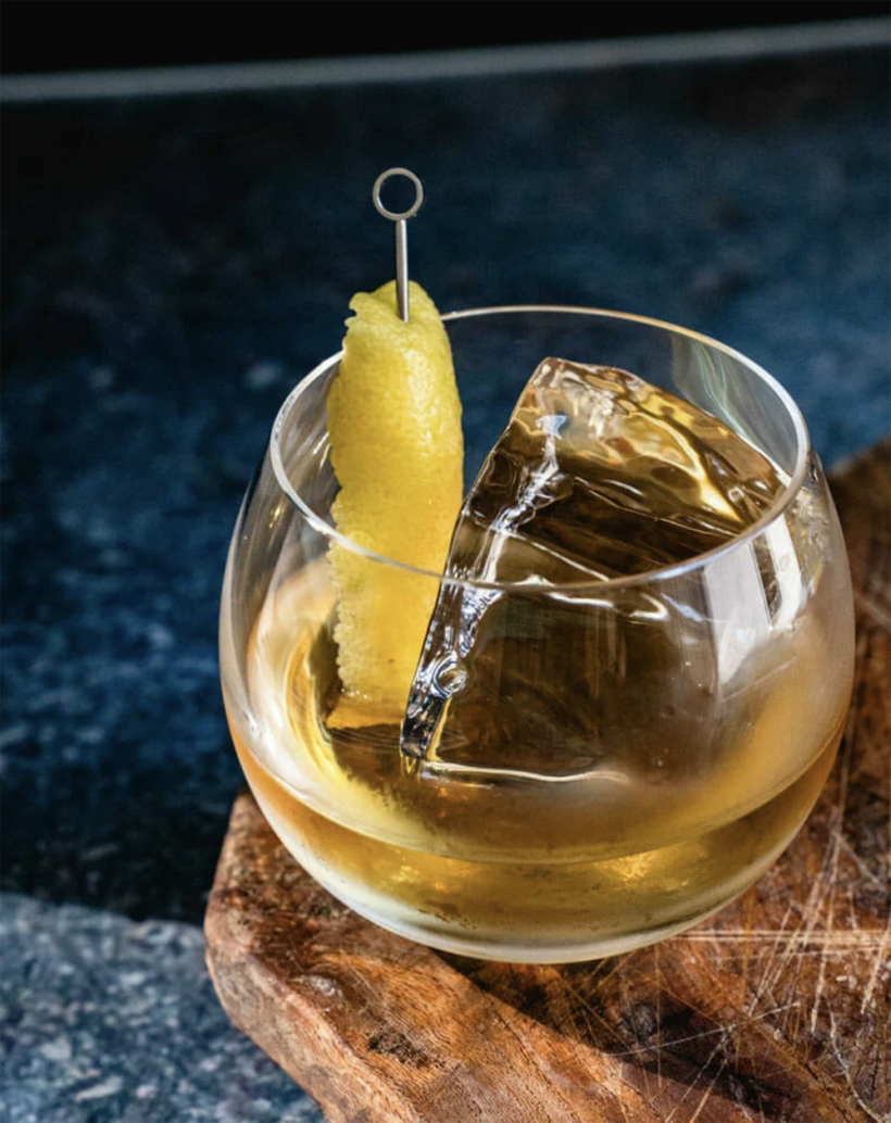 13 Easy Two-Ingredient Cocktails to Whip Up This Summer