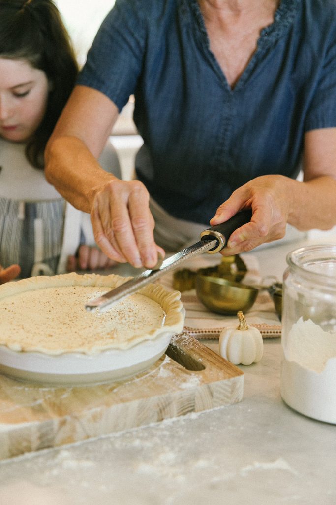 My Mom Is An Amazing Baker—Here Are Her 6 Thanksgiving Pie Tips