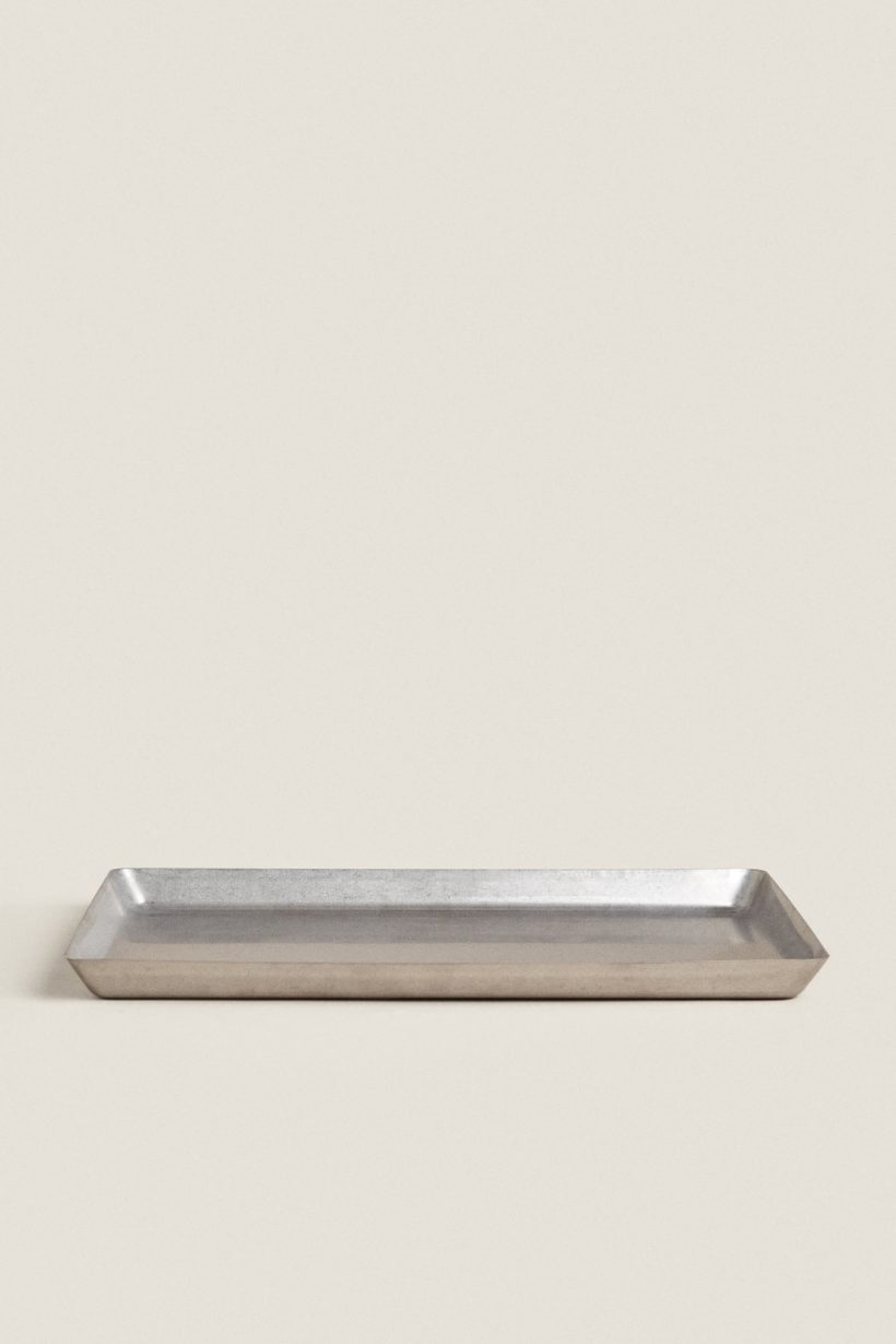 12 Coffee Table Décor Ideas to Personalize Your Space, From the Experts