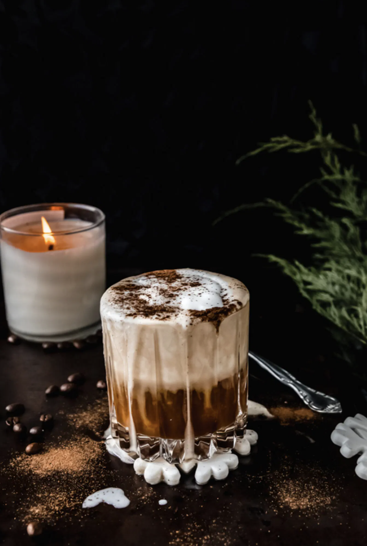15 Festive Winter Drink Recipes for Serving a Crowd