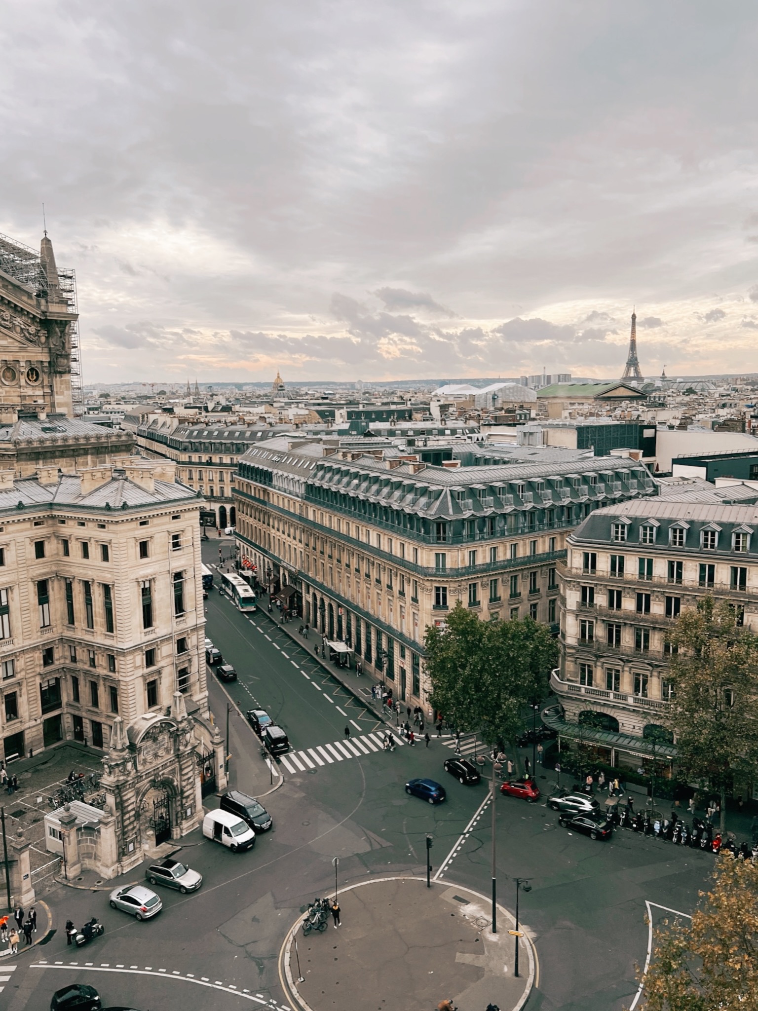 42 Things to Do in Paris: From Cafés to Hotels to Museums