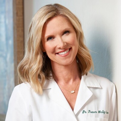 11 Best Ingredients for Dry Skin, According to a Doctor