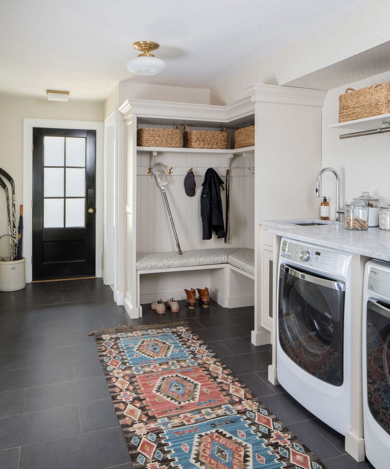 9 Small Mudroom Ideas That Are Simple and Designer-Approved