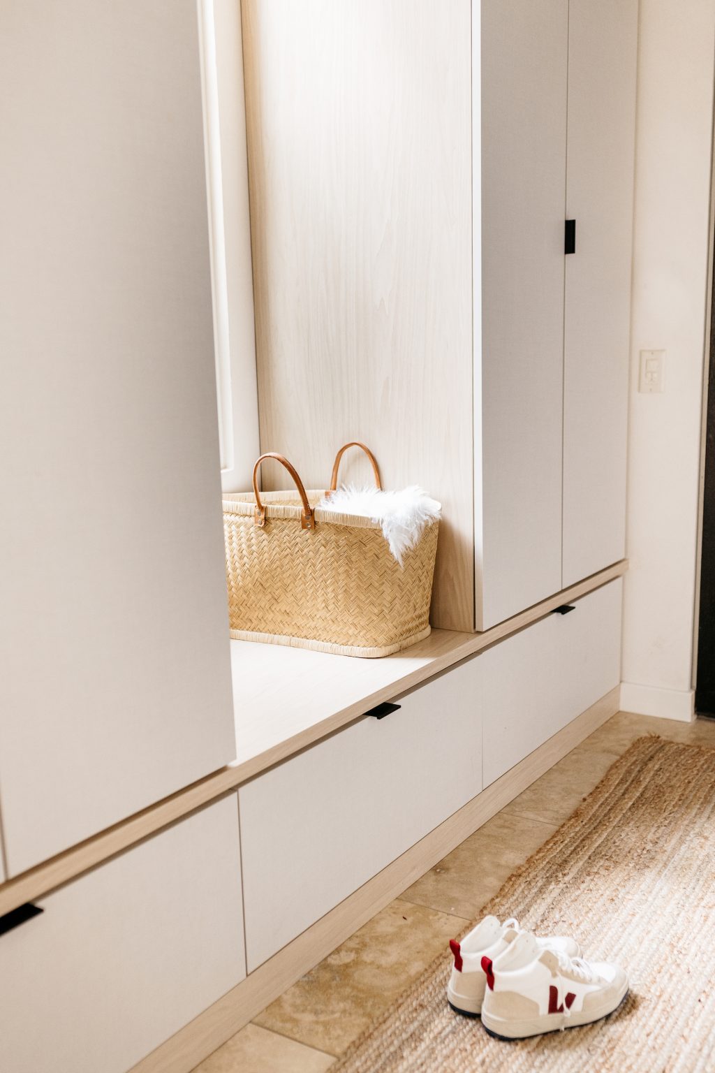 9 Small Mudroom Ideas That Are Simple and Designer-Approved