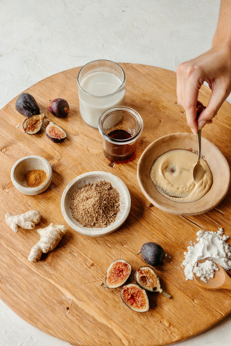 An Energizing Fall Smoothie Recipe With Figs, Tahini, And Ginger