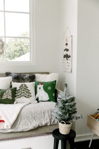 How To Be a Good Gift Giver: An Expert Shares Her Top Tips