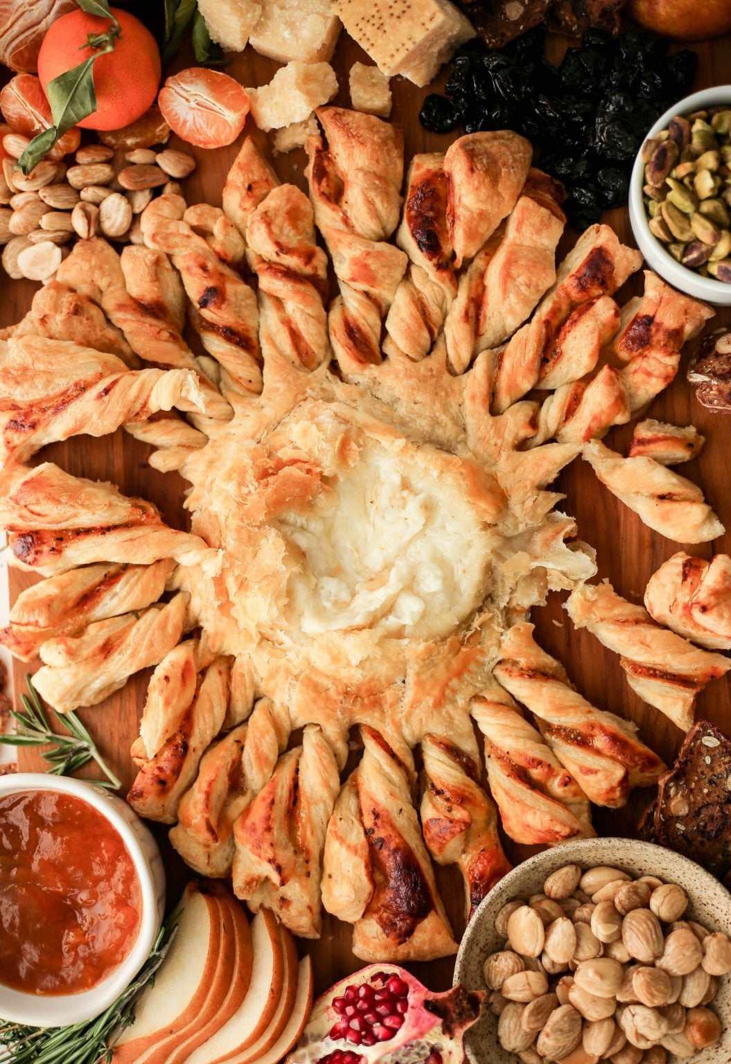 15 Best Baked Brie Recipes to Make Your Holidays Shine