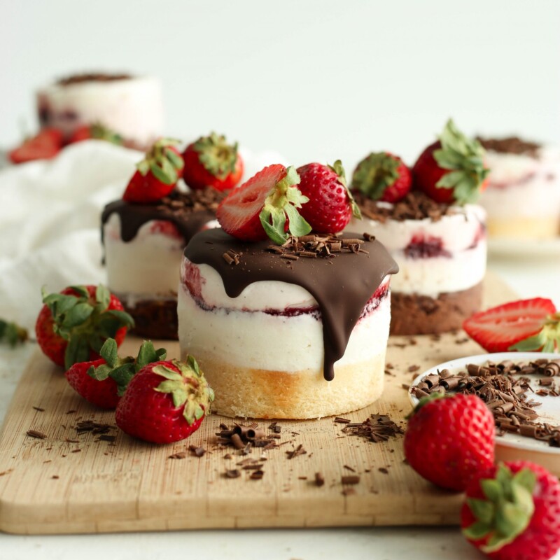 These Mini Ice Cream Cakes Are Perfect for Every Celebration