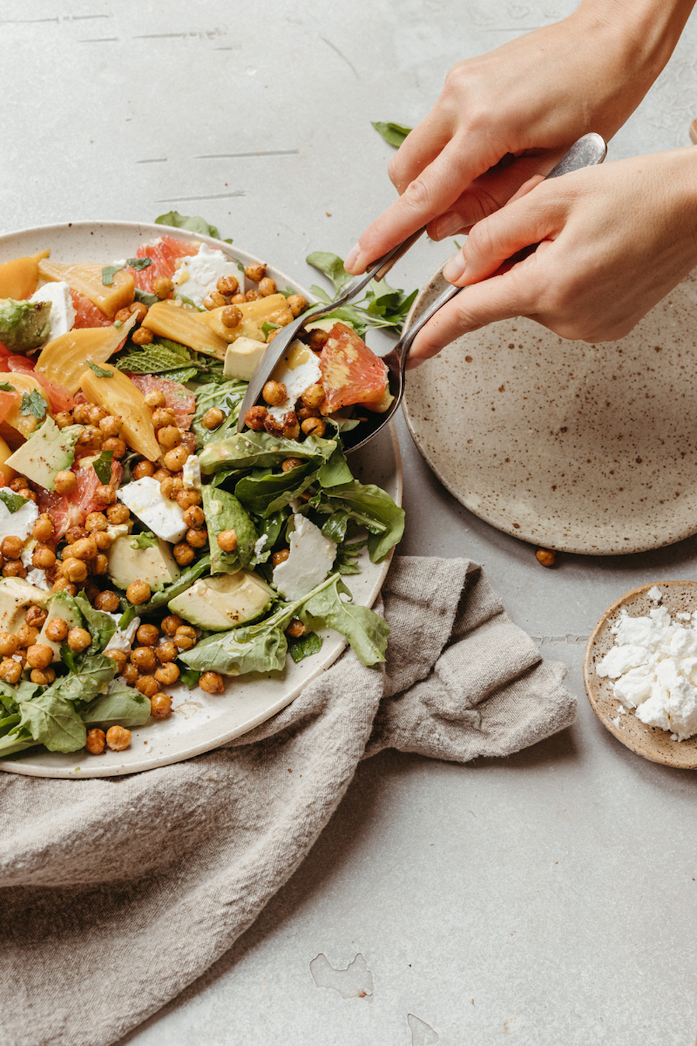 8 Physical Signs of Not Eating Enough