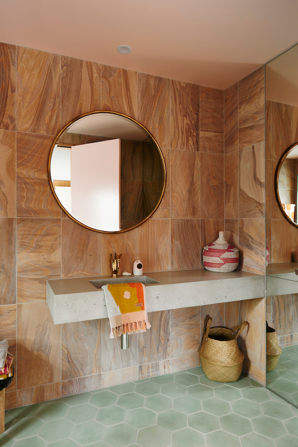 8 Outdated Home Decor Trends Designers Are Ditching in 2024