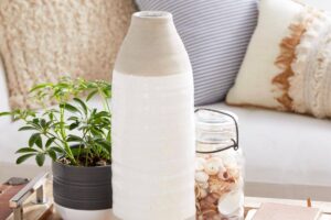 Where to Buy Vases Online: Our 10 Favorite Retailers