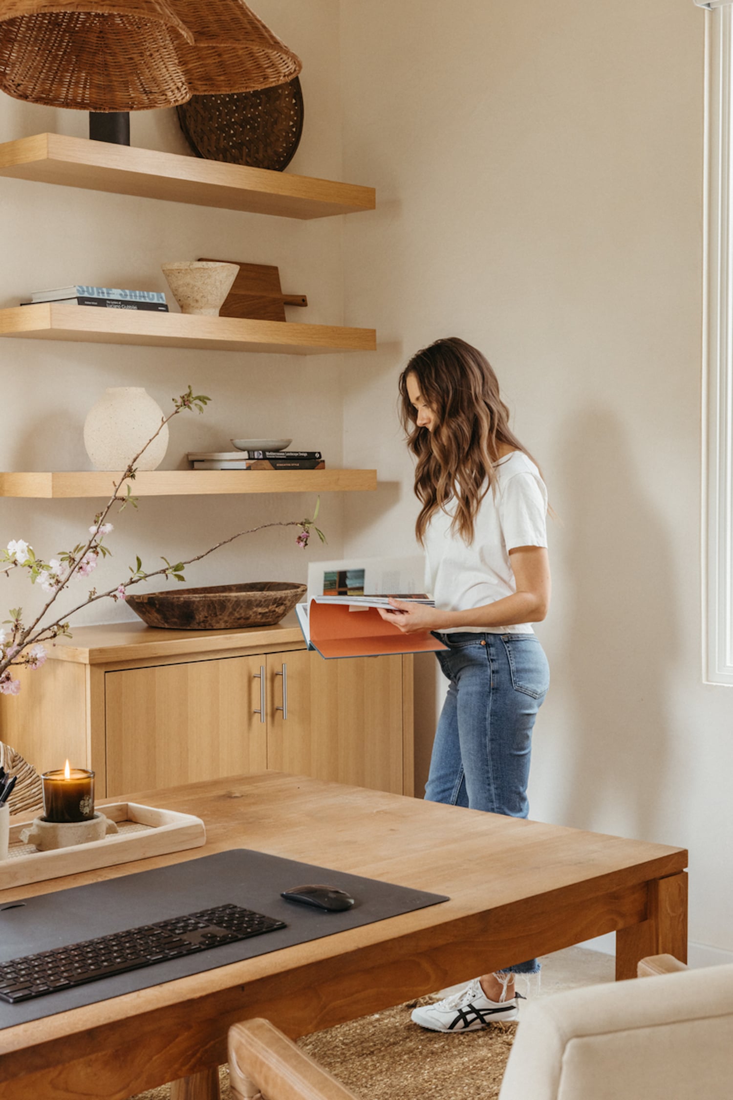 How to Do a Monthly Declutter: 5 Tips to Clear Your Space