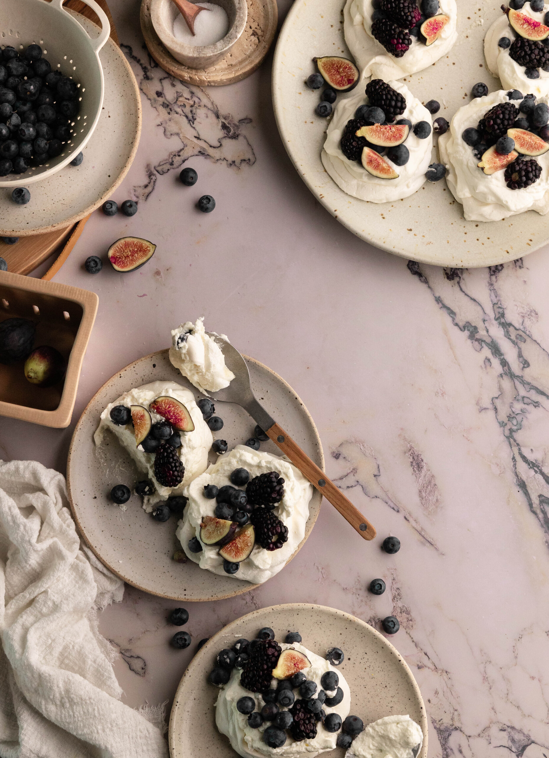 Mini Pavlovas Are the Perfect French-Inspired Dessert for a Party