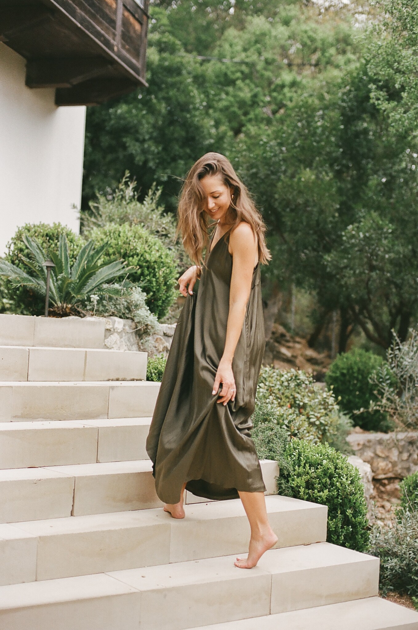 Spring Glow-Up Guide: Refresh Your Wardrobe, Beauty, & Mindset