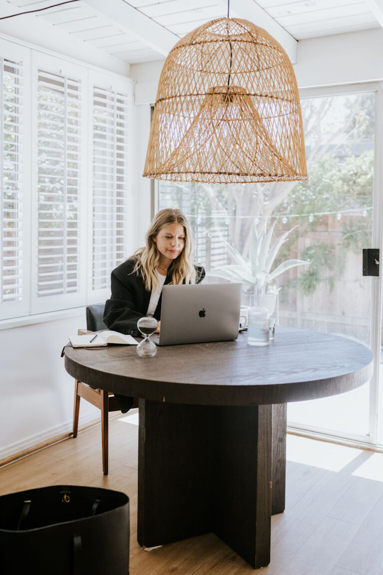 Friday Productivity List: 7 Steps to Set Yourself Up for Monday